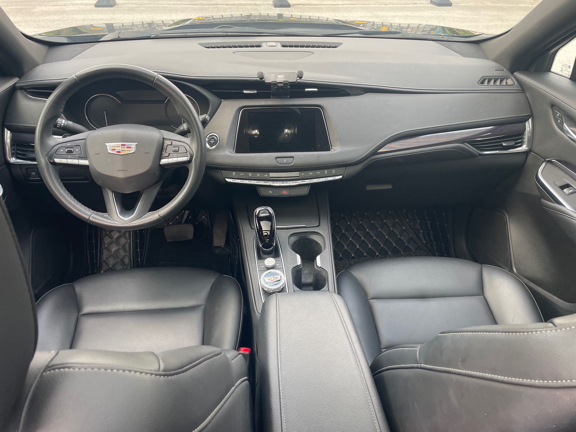 新到2021年9月凯迪拉克XT4-2.0T自动 全景天窗 一键启动 电动真皮座椅 导航 ... - 二手车交易 - 泰无聊论坛